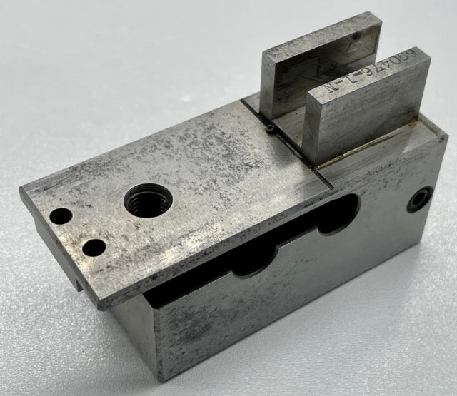 690476-1 Ram End Rear Feed Applicator TE Amp – CrimpStore